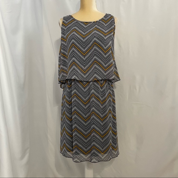 Robert Louis | Dresses | Robert Louis Sleeveless Dress Black White And ...